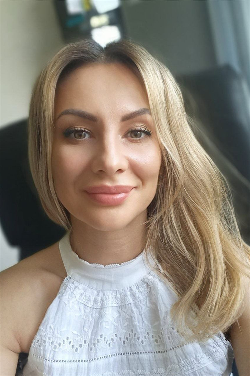 Charming Natali (47 y.o.) from Nikolaev with Blonde hair - ID 823145 | LadaDate