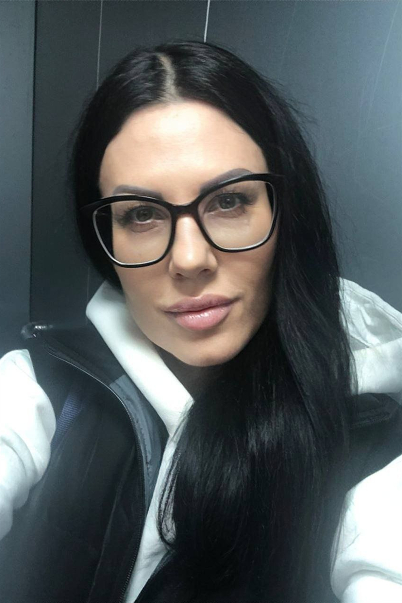 Gorgeous Irina (52 y.o.) from Kharkov with Black hair - ID 429597 ...