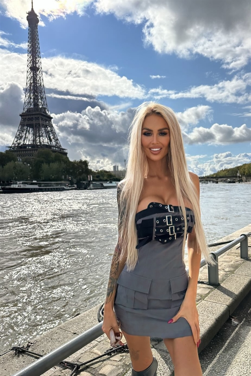 Beautiful Czech Girl Elisabeth From Prague With Blonde Hair 26yo Id