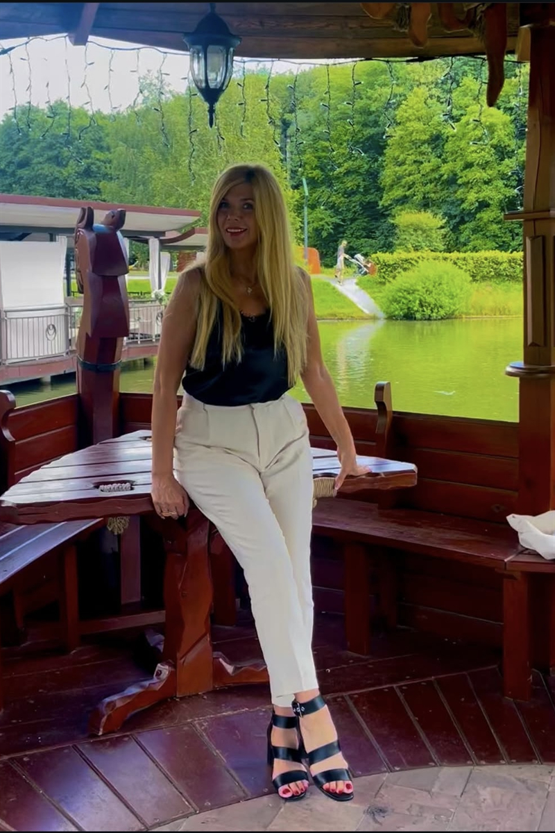 Beautiful Irina (55 y.o.) from Lviv with Blonde hair - ID 989195 | LadaDate