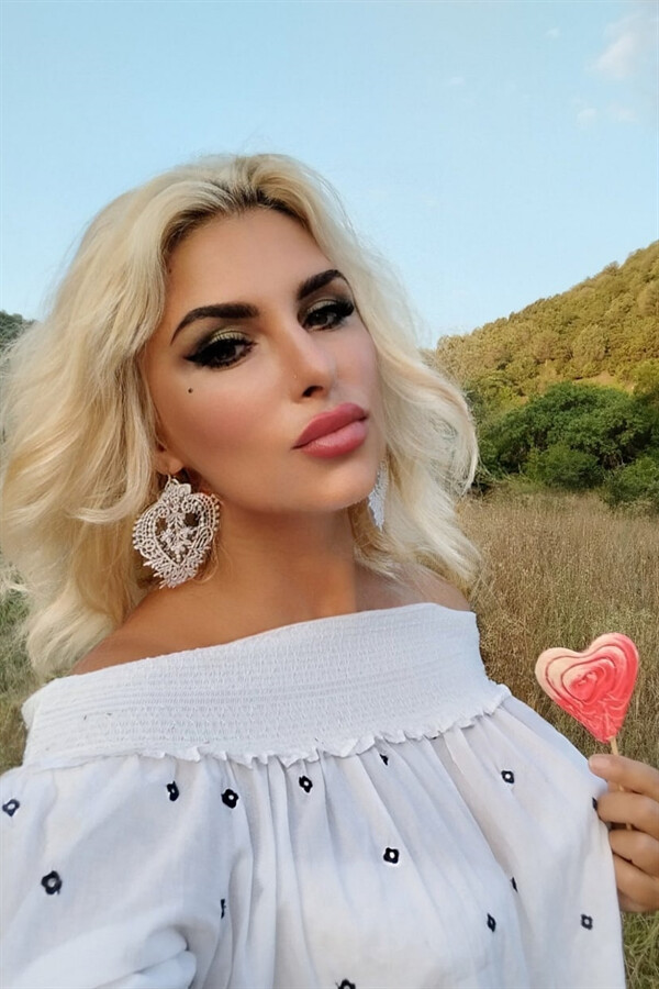 Wonderful Yulia (50 y.o.) from Saint-Petersburg with Red hair - ID ...